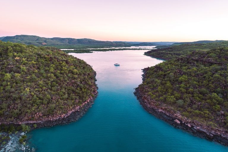 Paradise Private Luxury Yacht Hire Perth | Prestige Rentals